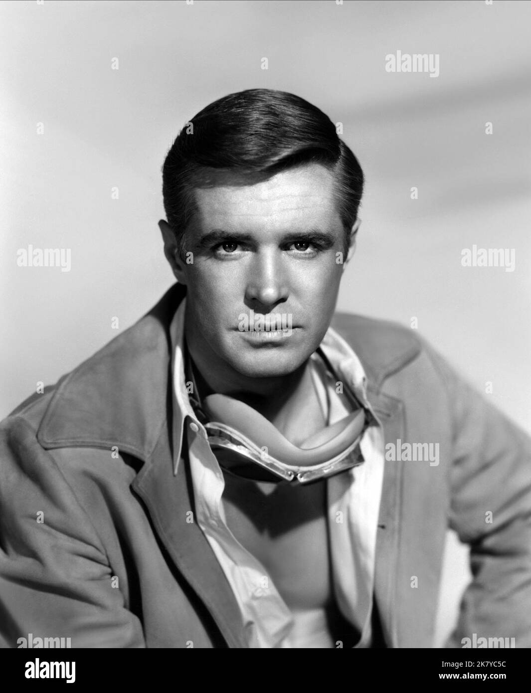 George Peppard Film: The Carpetbaggers (1967) Director: Edward Dmytryk ...