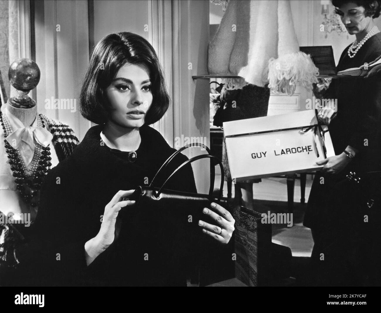 Sophia Loren Film Five Miles To Midnight (Le couteau dans la plaie ...