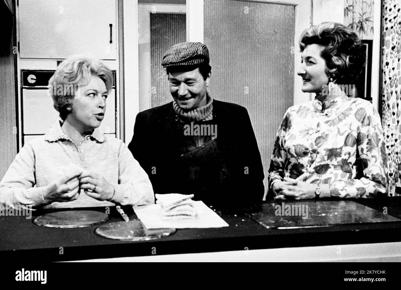 June Whitfield, Reg Varney & Pat Coombes Television: Beggar My ...