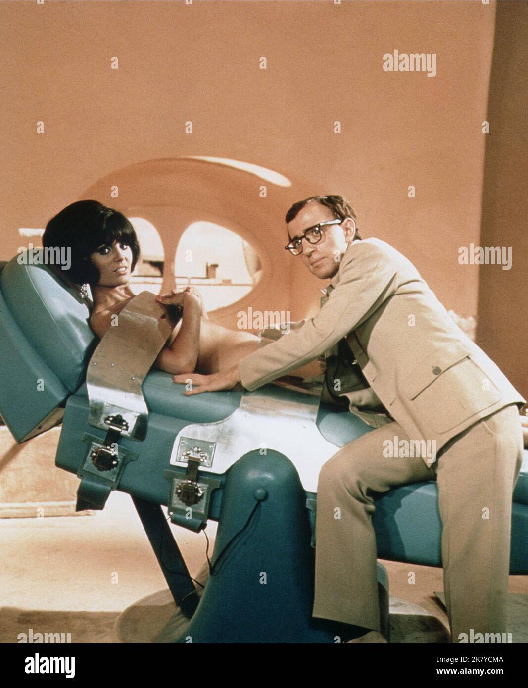 Val guest ken hughes hi-res stock photography and images - Alamy