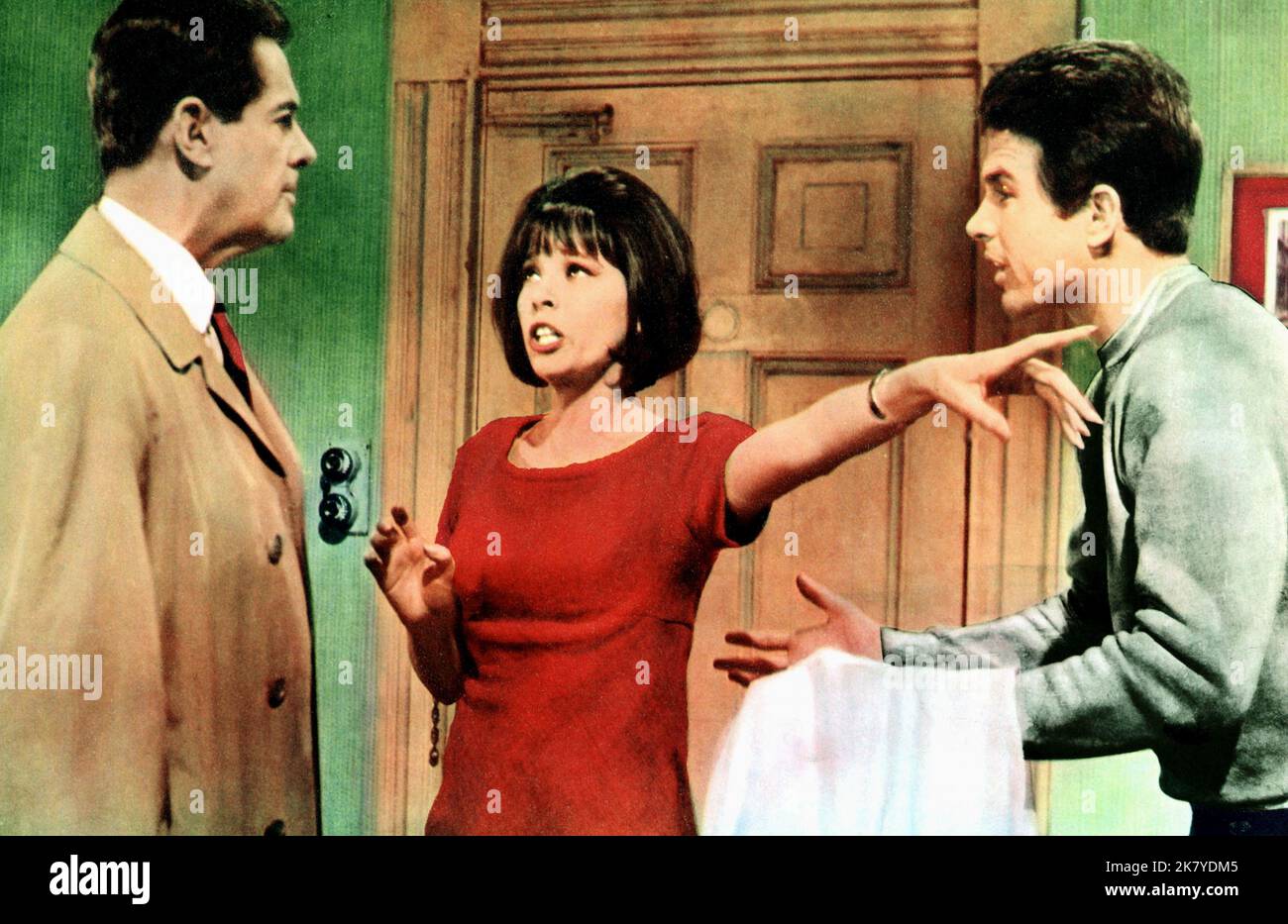 Robert Cummings, Leslie Caron & Warren Beatty Film: Promise Her ...