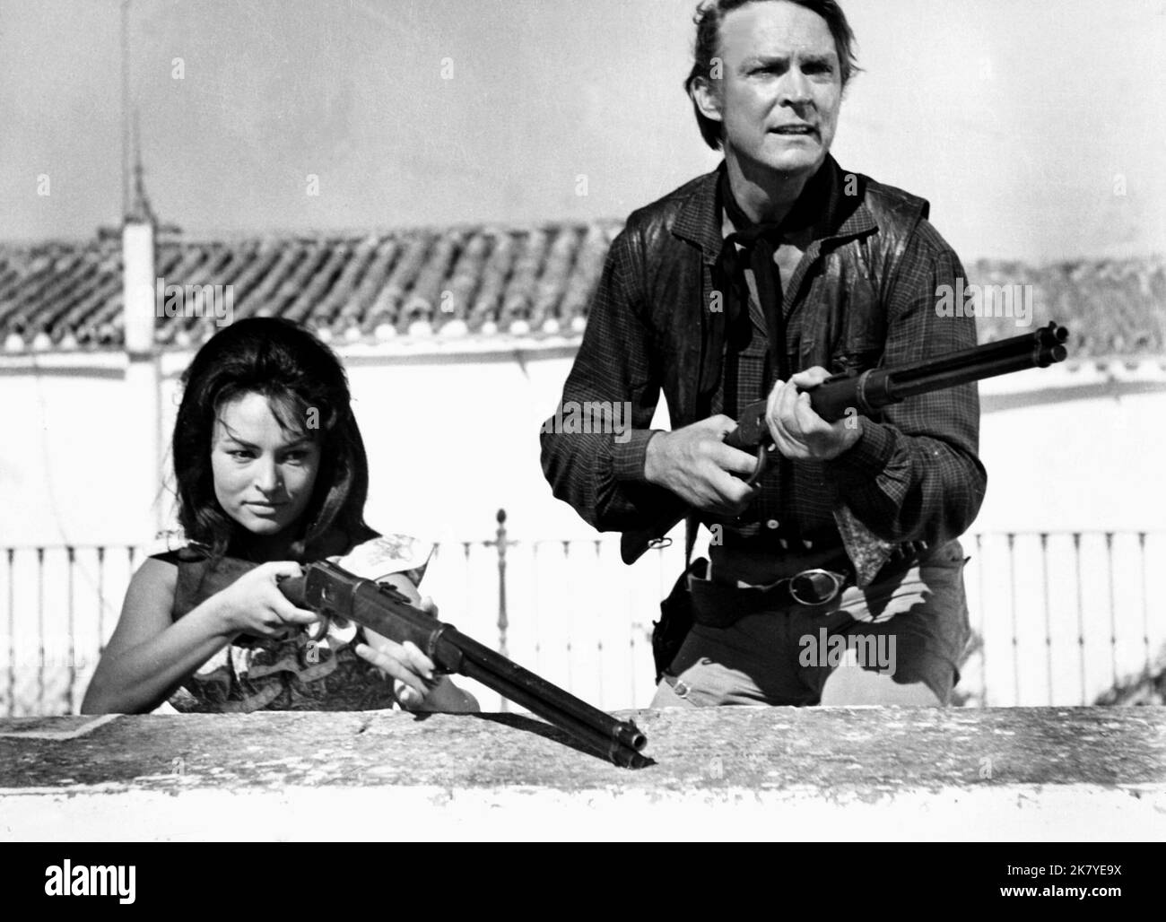 Diana Lorys & Alex Nicol Film: Gunfighters Of Casa Grande (1961 ...