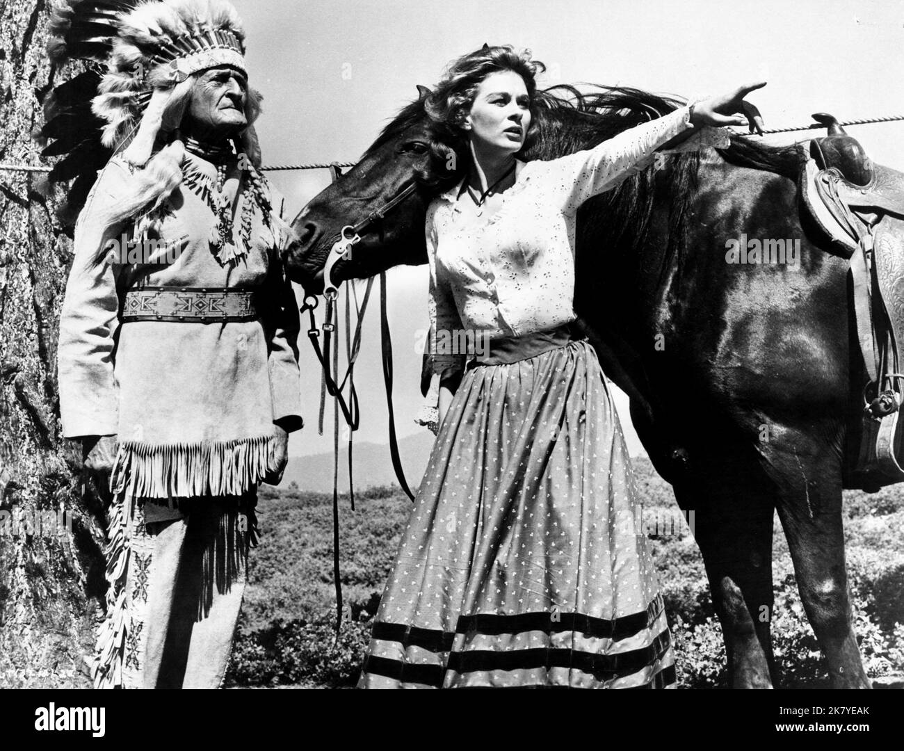 Four fast guns hi-res stock photography and images - Alamy