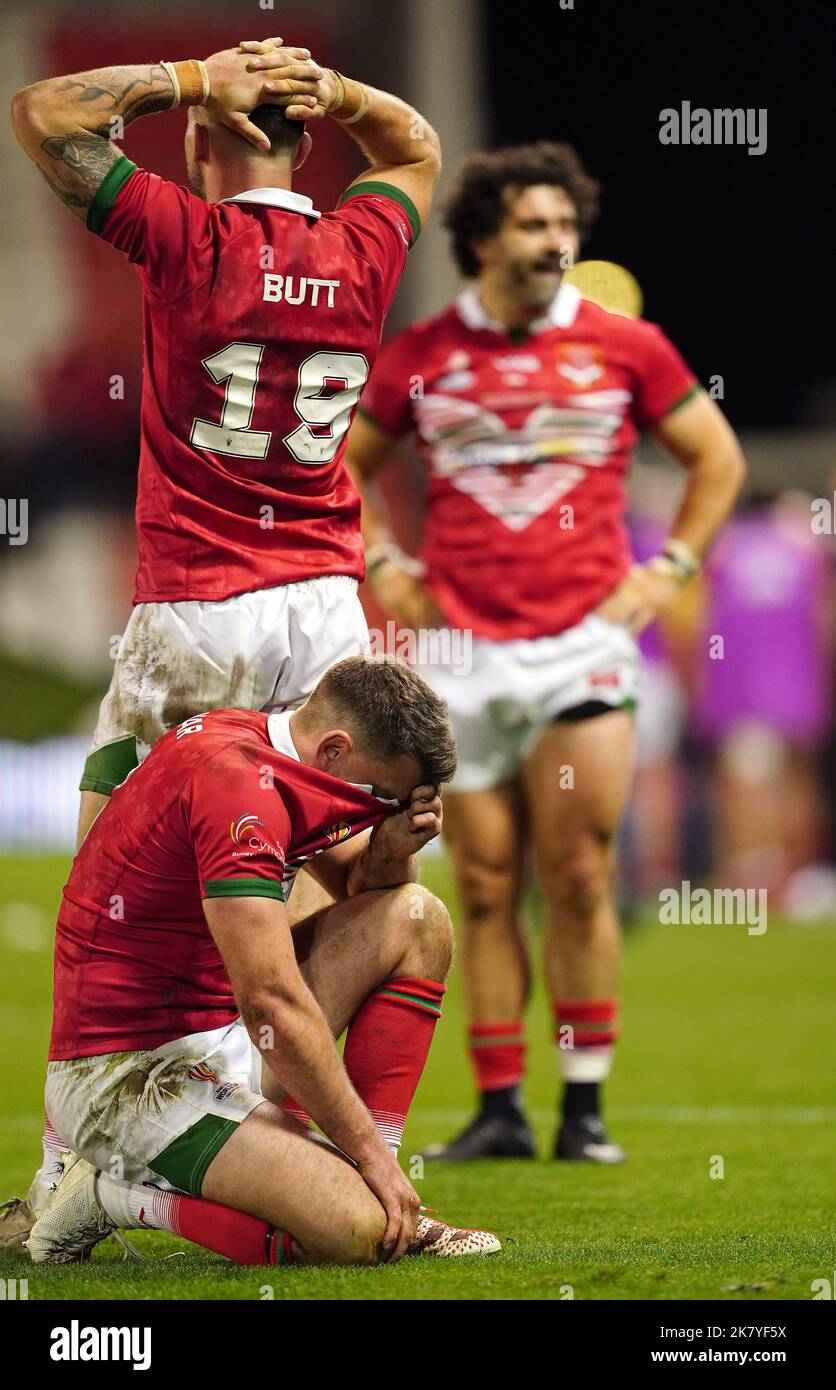 Wales' Elliot Kear shows his dejection after losing to Cook Islands ...