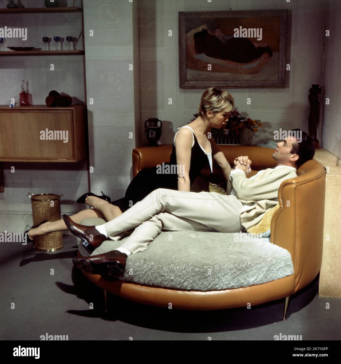 Doctor in distress 1963 mylene hi-res stock photography and images - Alamy