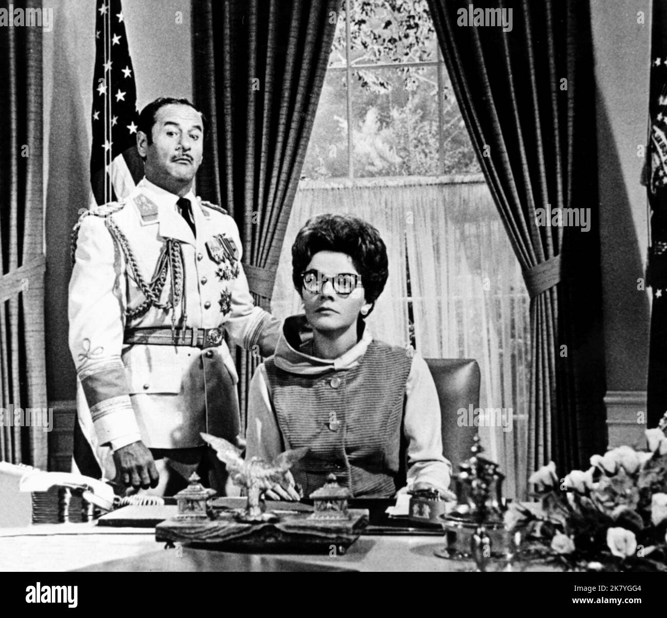 Eli Wallach & Polly Bergen Film Kisses For My President (1967 ...