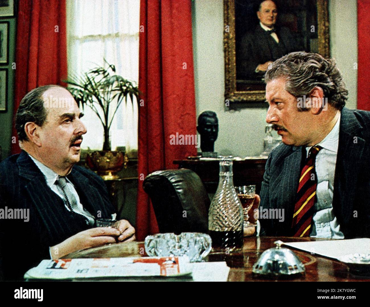 Robert Morley & Peter Ustinov Film Hot Millions (UK/USA 1969 ...