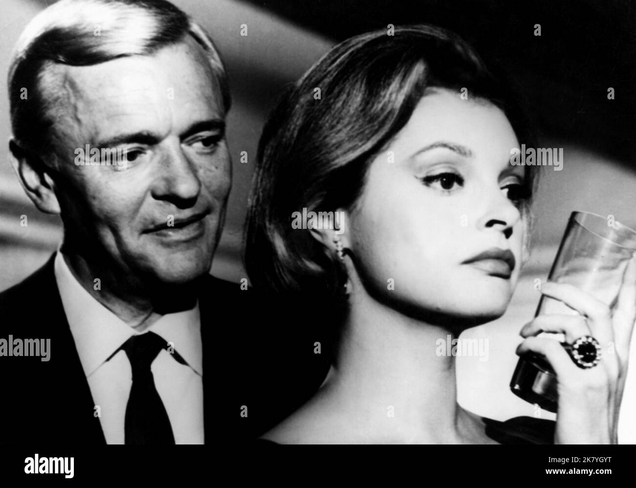 Peter Van Eyck & Nadja Tiller Film: And So To Bed; Grobe Liebesspiel ...