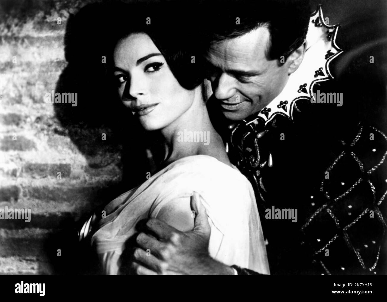 Elsa Martinelli & Mel Ferrer Film: Blood And Roses; Et Mourir De ...