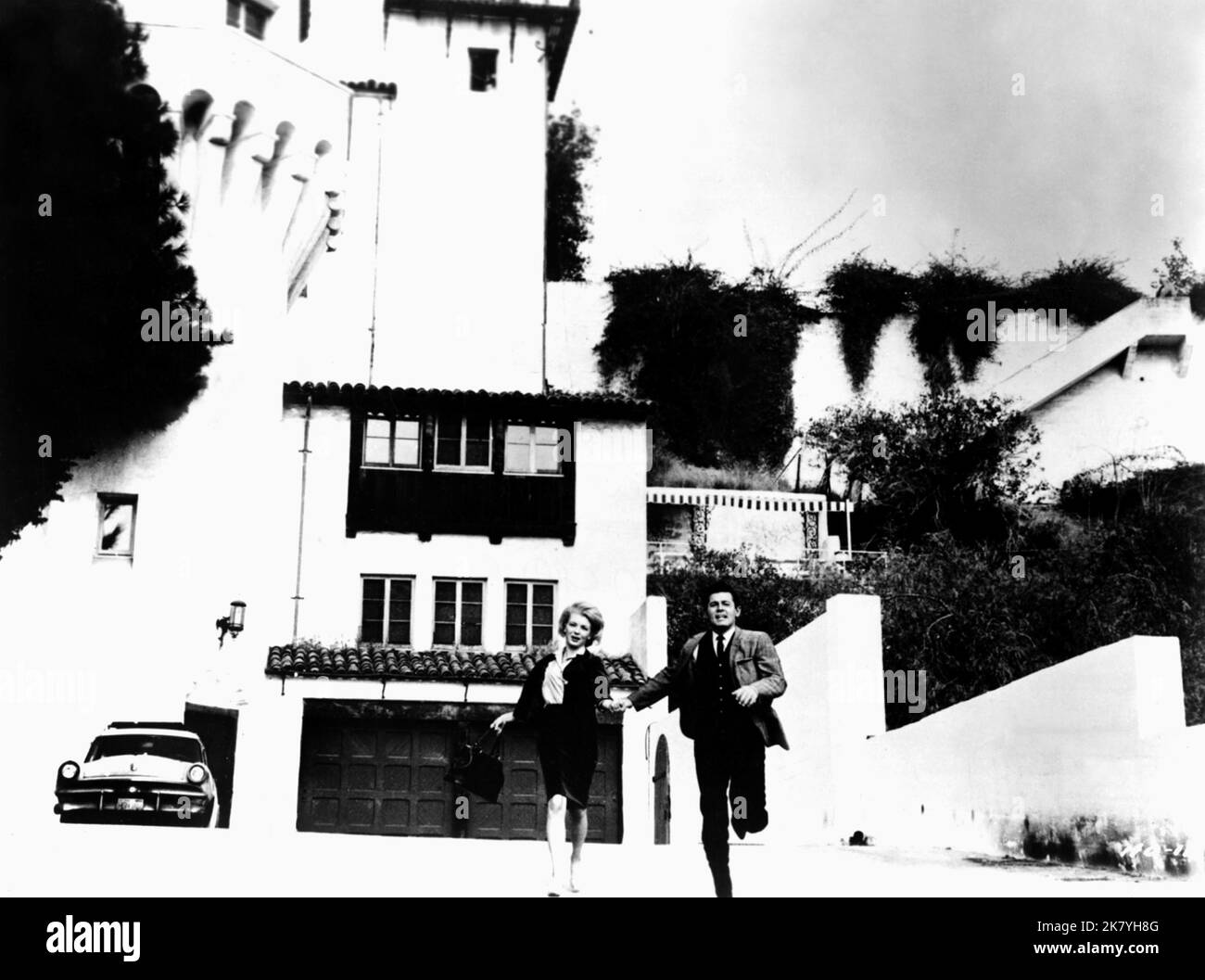 Erika Peters & Richard Crane Film House Of The Damned (1963) Characters ...
