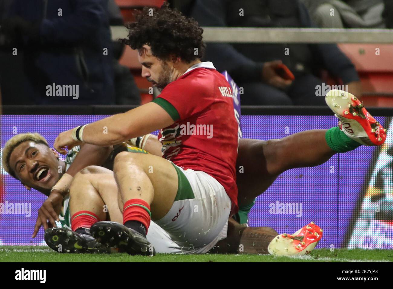 Leigh, UK. 19th Oct, 2022. Leigh Sports Village, Leigh, Lancashire ...