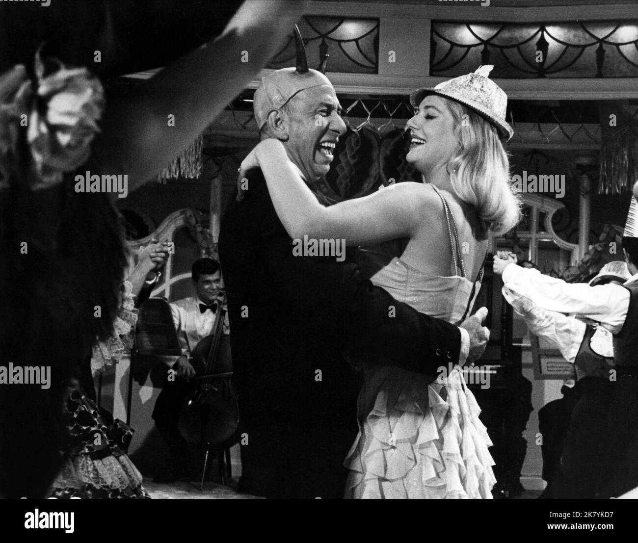 Jose Ferrer & Christiane Schmidtmer Film Ship Of Fools (USA 1965 ...