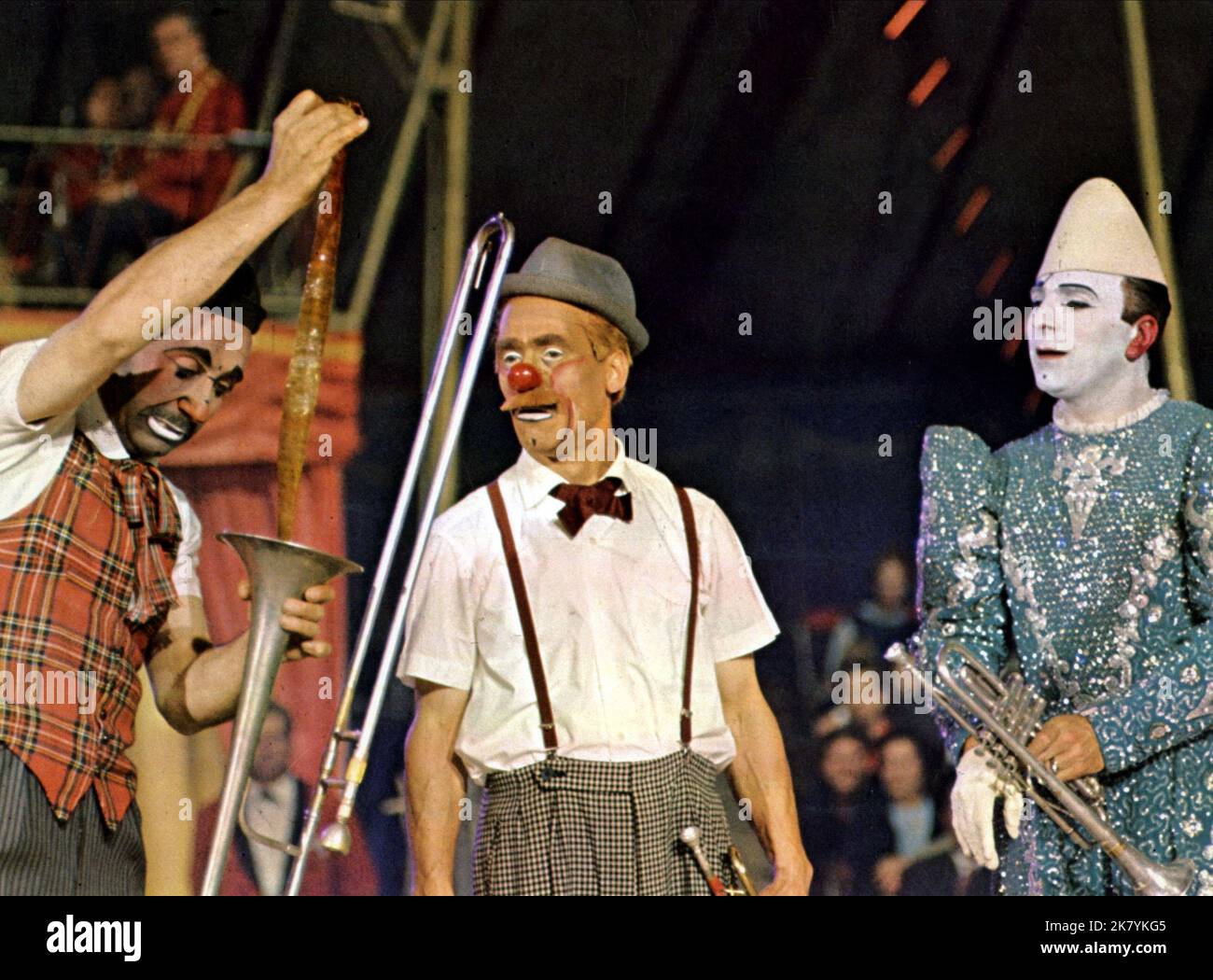 Clowns Film Rings Around The World (1966) Director: Gilbert Cates 27 ...