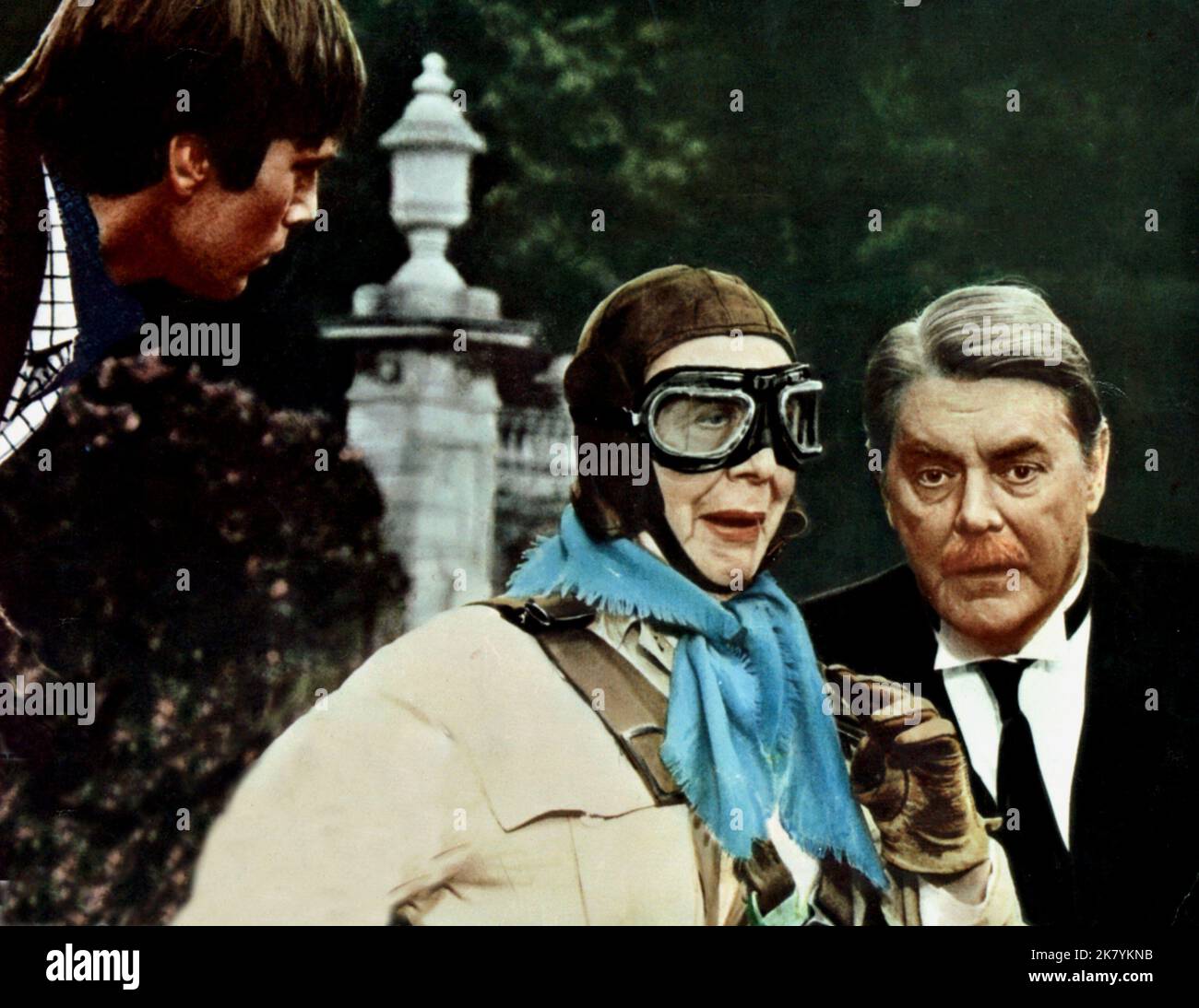 Nicky Henson, Edith Evans & Thorley Walters Film Crooks And Coronets ...