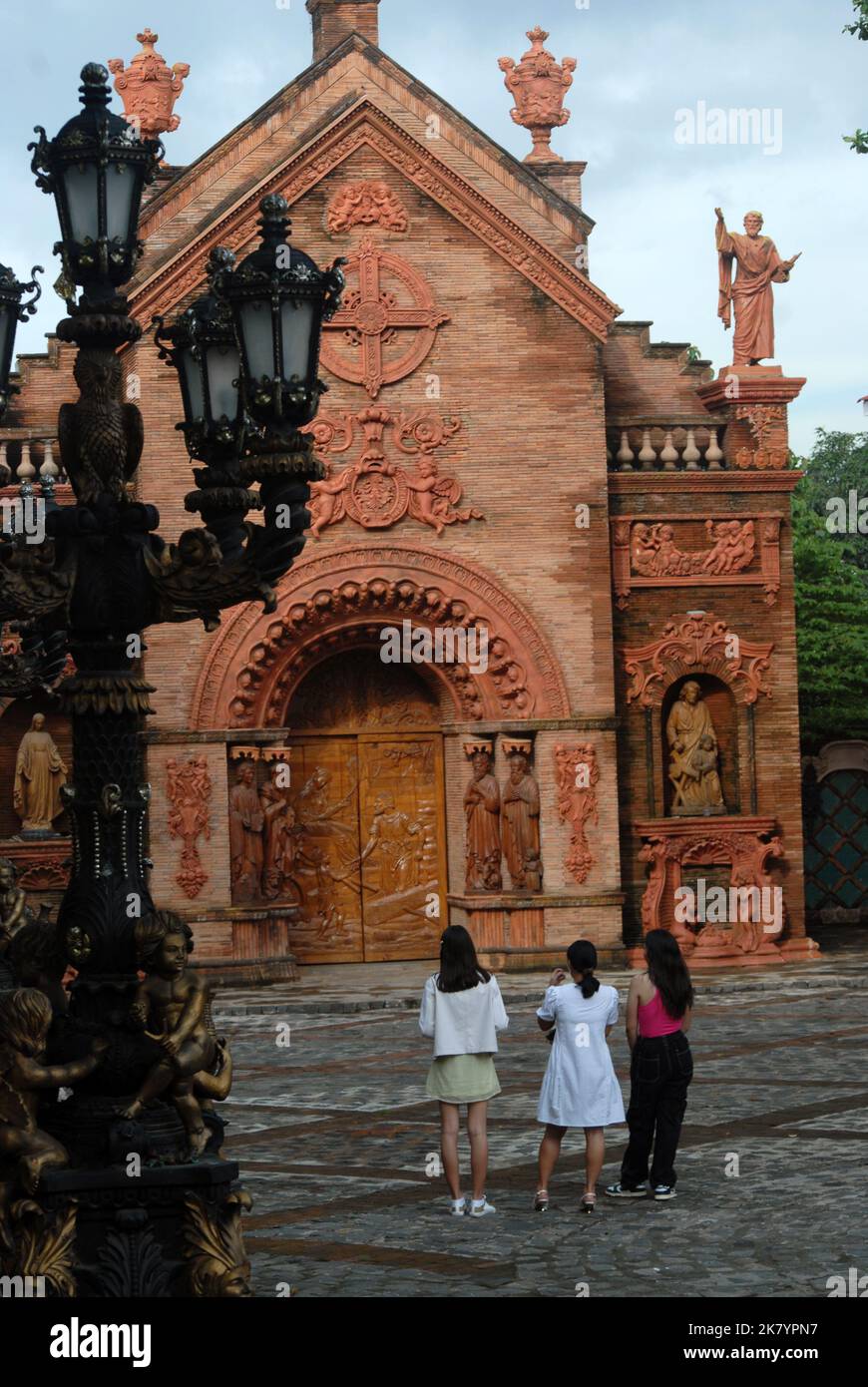 St. Joseph Chapel, Las Casas Filipinas de Acuzar Quezon City, Manila ...