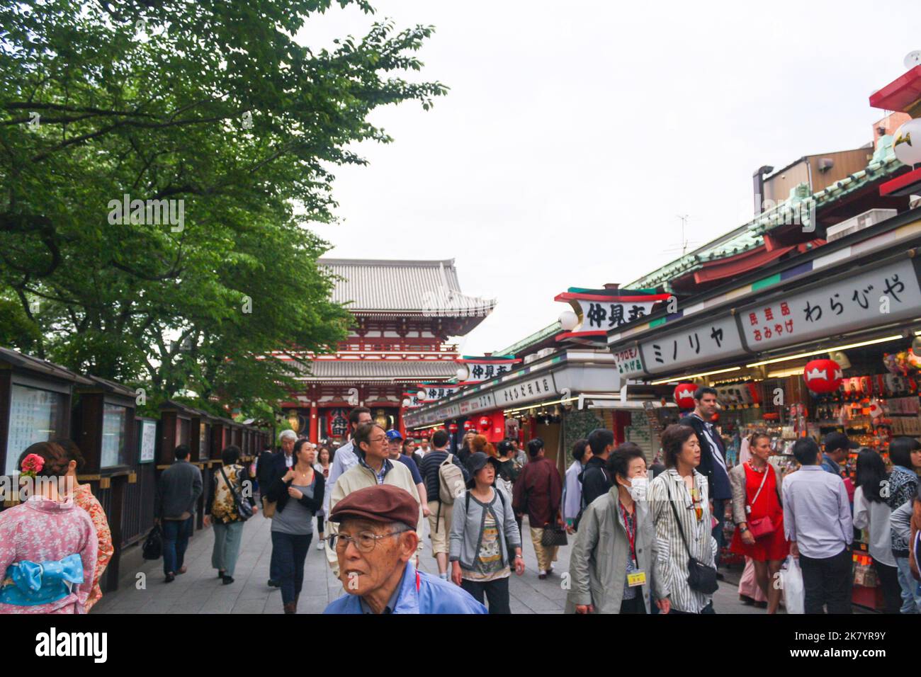 View of Nakamise shopping street at Sensoji temple complex with crowd ...