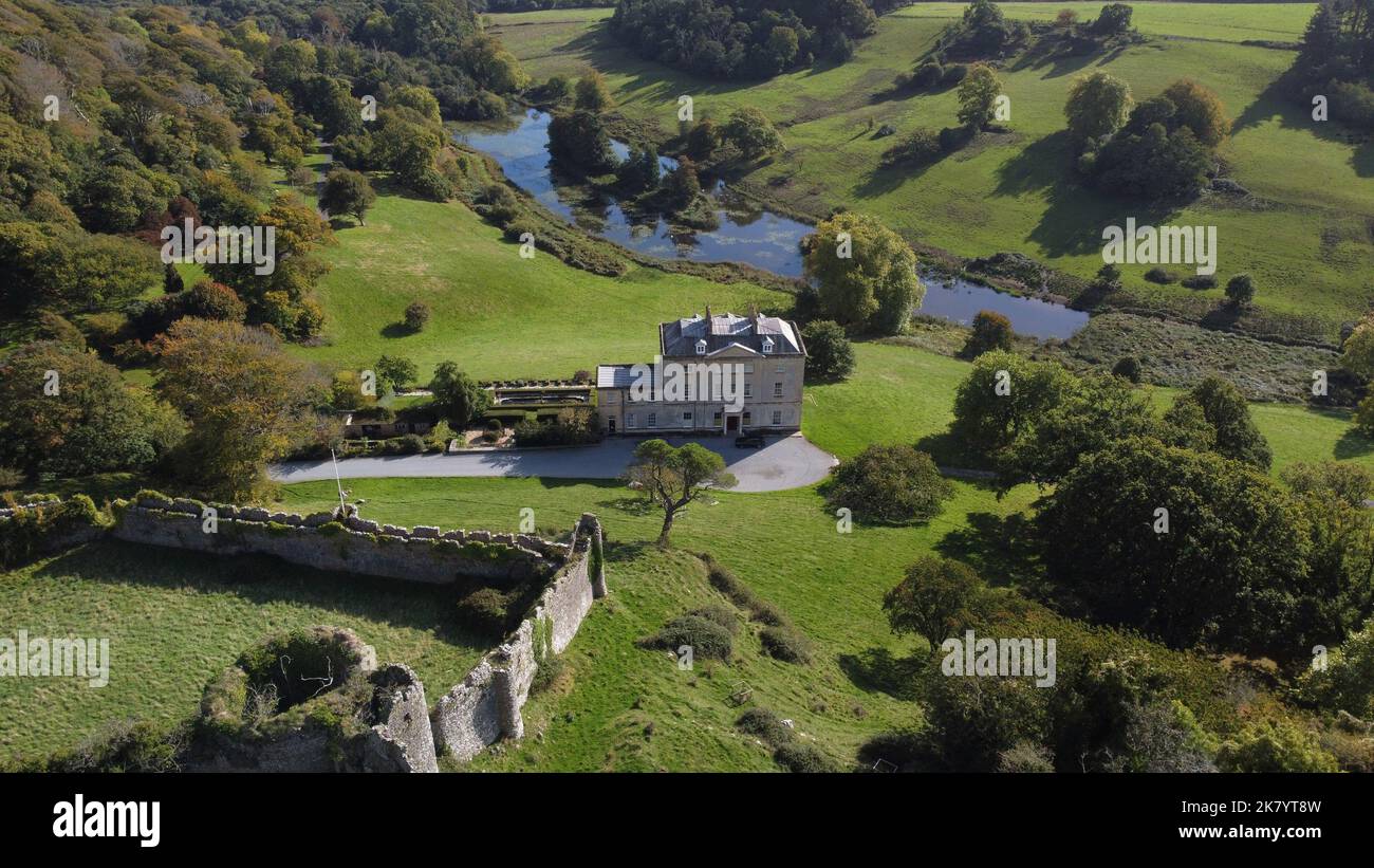 Oxwich bay photos hi-res stock photography and images - Alamy