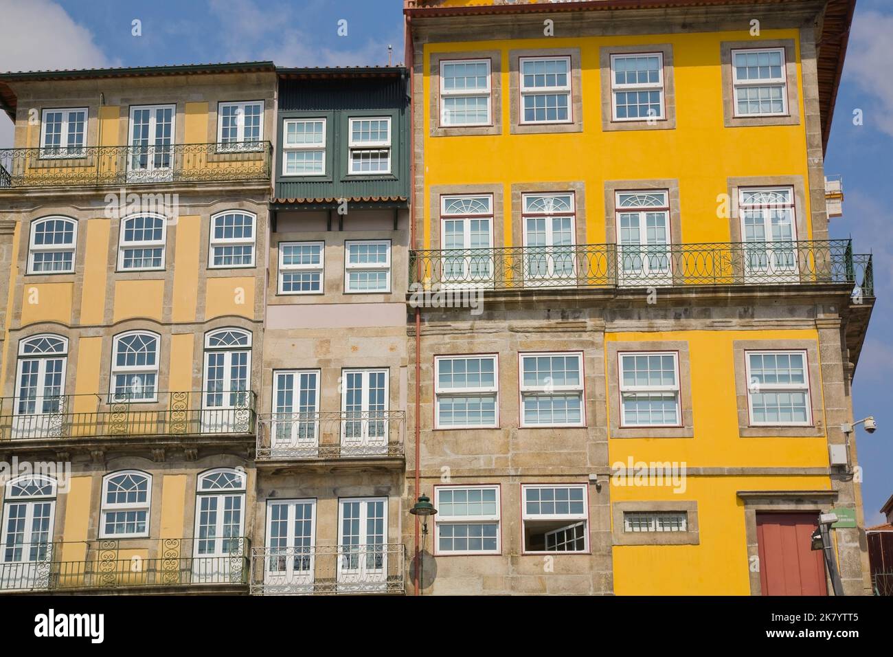 Pestaña tan hi-res stock photography and images - Alamy