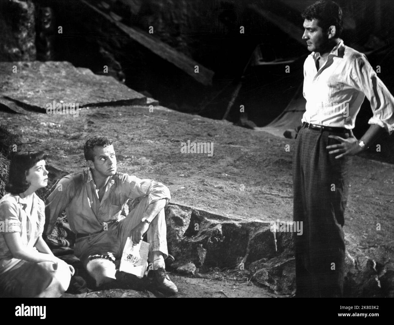 Phyllis Kirk, Keith Andes & Gene Barry Film: Back From Eternity (USA ...