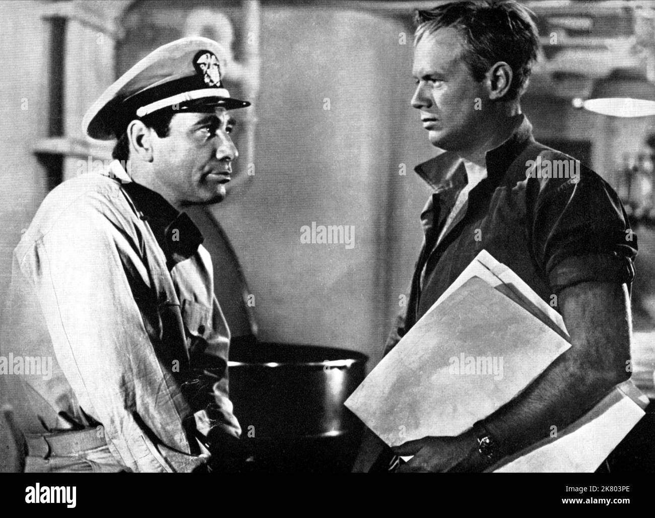 The frogmen movie hi-res stock photography and images - Alamy