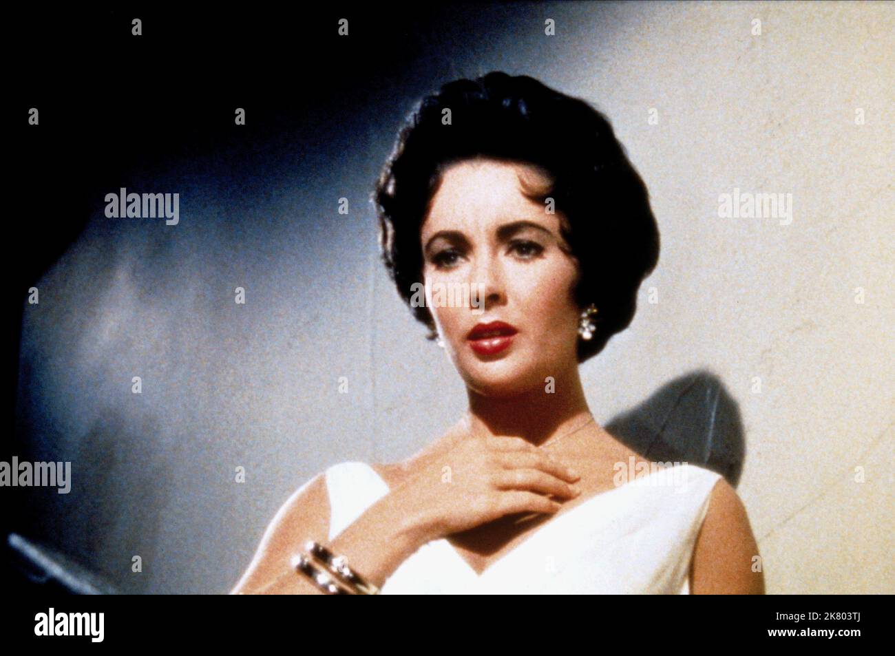 Elizabeth Taylor Film: Cat On A Hot Tin Roof (USA 1958) Characters ...