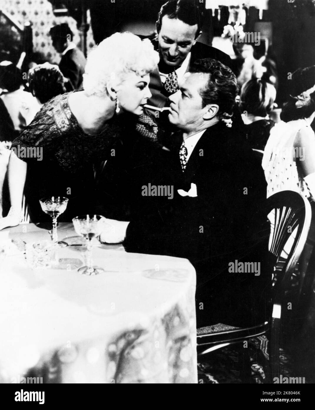 Barbara Nichols & Bill Williams Film: The Scarface Mob (TV-Film ...