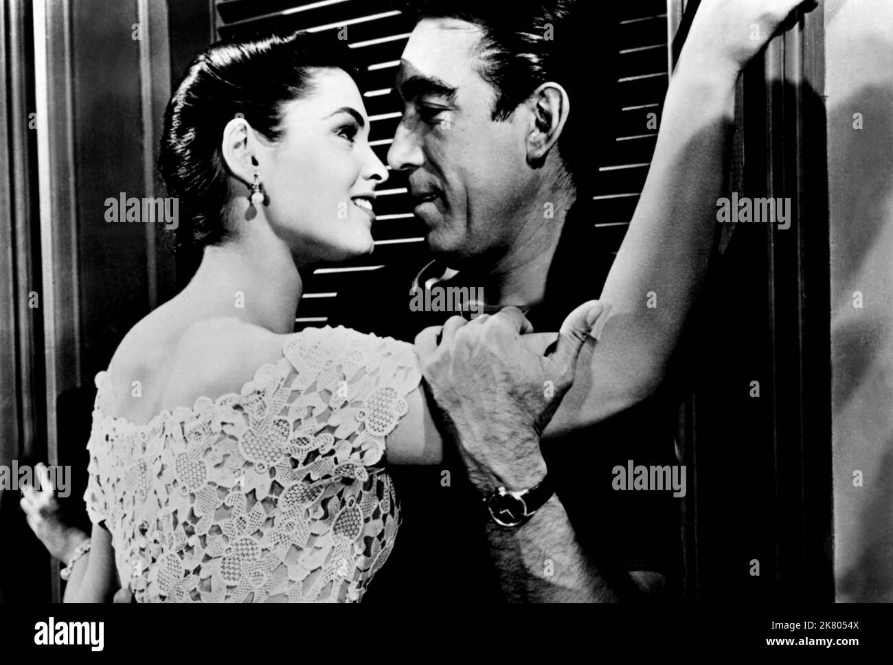 Susan ball anthony quinn city hi-res stock photography and images - Alamy