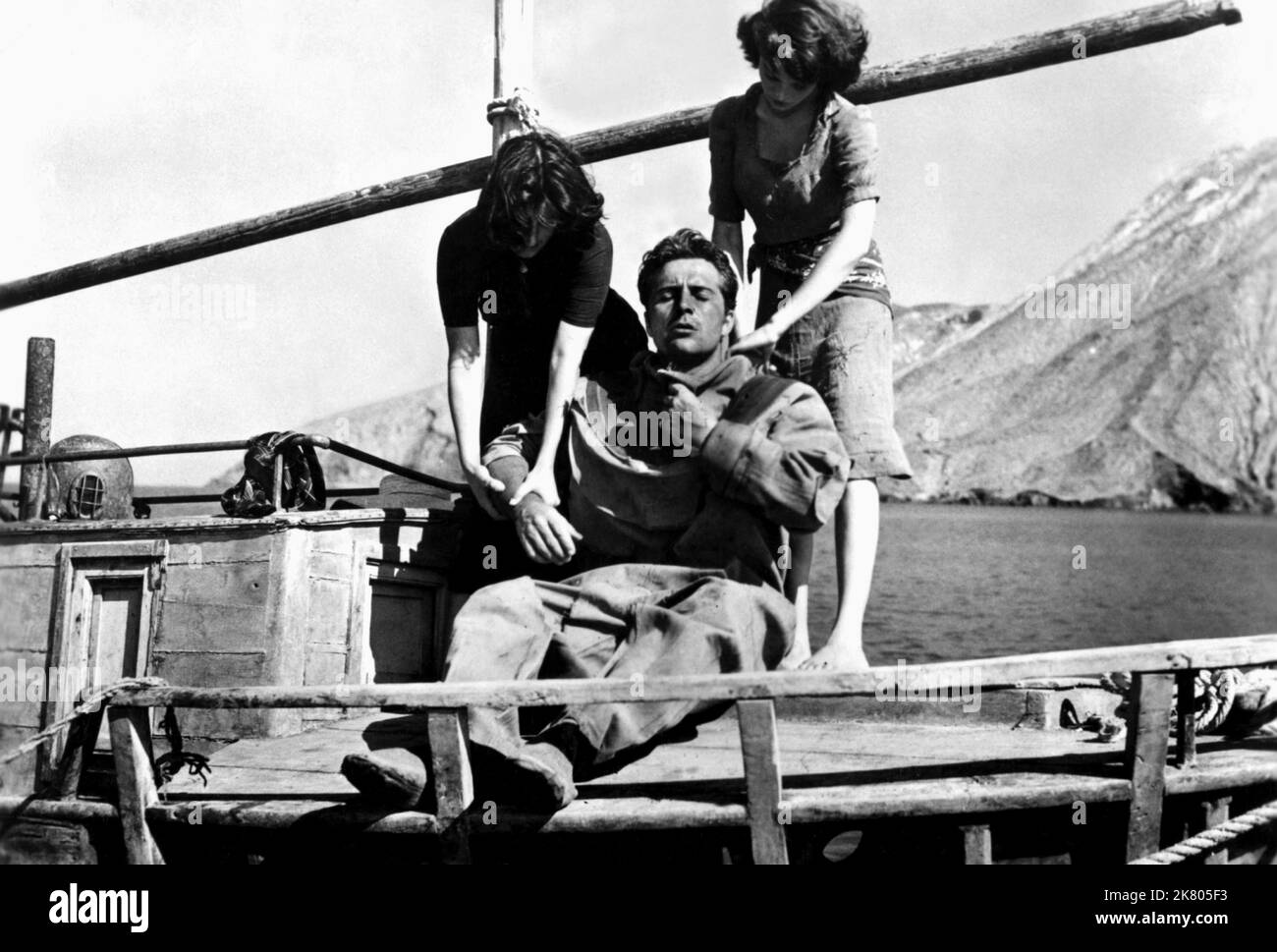 Anna Magnani & Rossano Brazzi Film: Volcano (1951) Characters ...