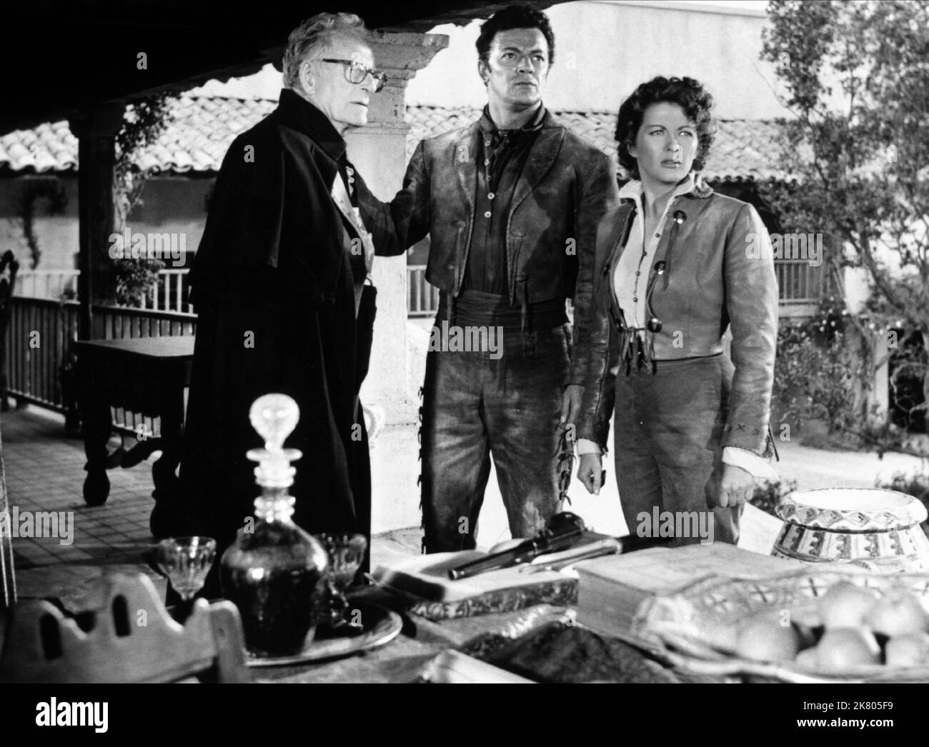 Cornel Wilde & Yvonne De Carlo Film Passion (1954) Characters: Juan ...