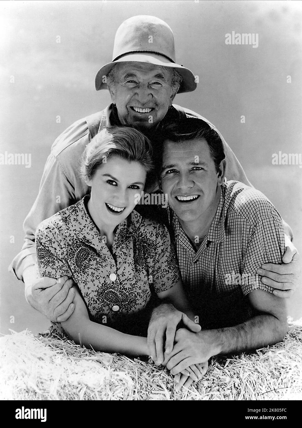 Walter Brennan & Richard Crenna Television: The Real Mccoys (1959 ...