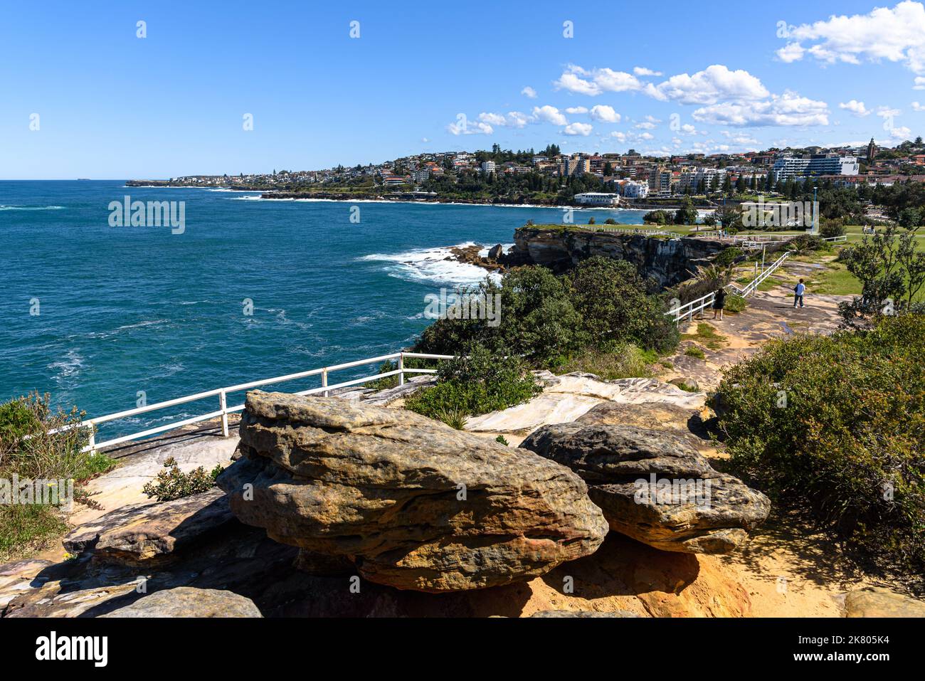 The rocky coastline of Dunningham Reserve along the Bondi to Coogee ...