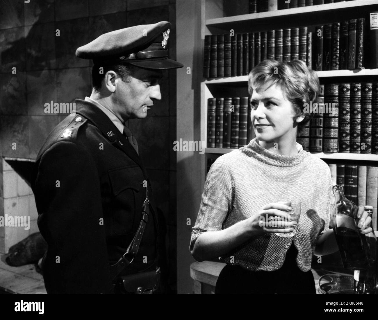 Van Johnson & Hildegard Knef Film: Subway In The Sky (UK 1959 ...