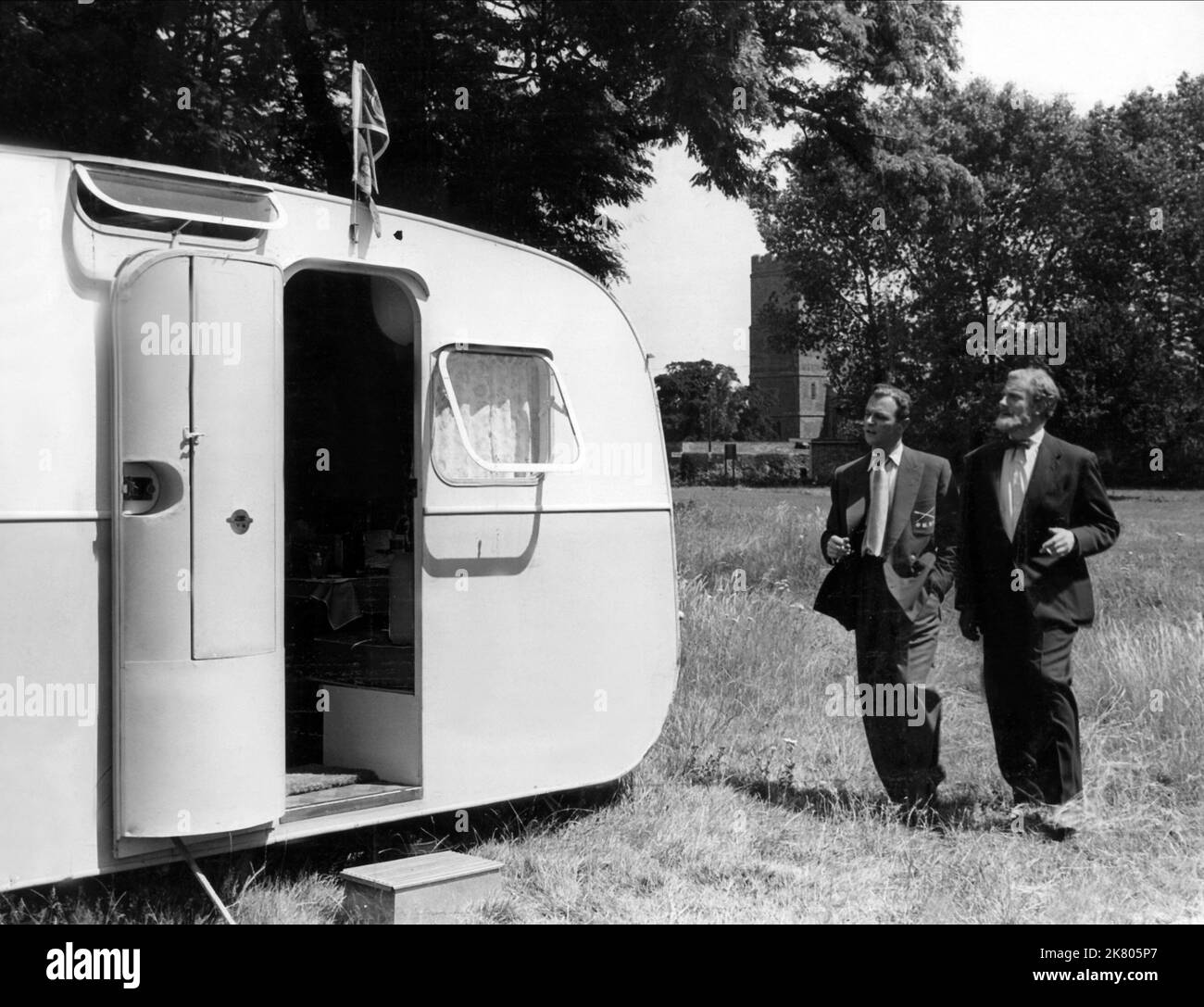 Harold Warrender & Nigel Patrick Film Pandora And The Flying Dutchman ...