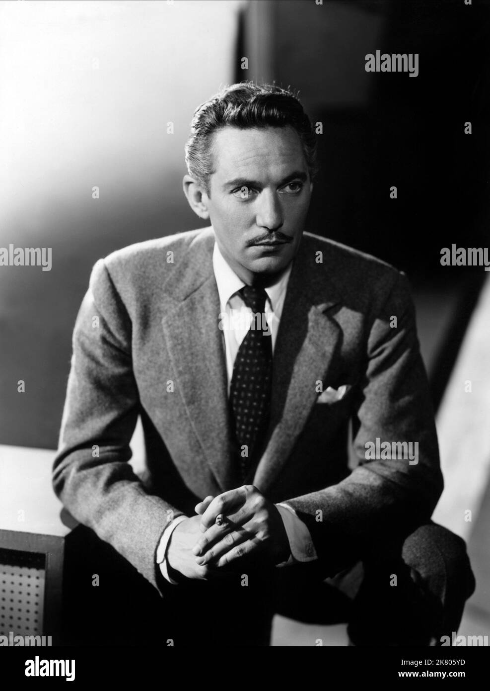 Peter finch director hi-res stock photography and images - Alamy