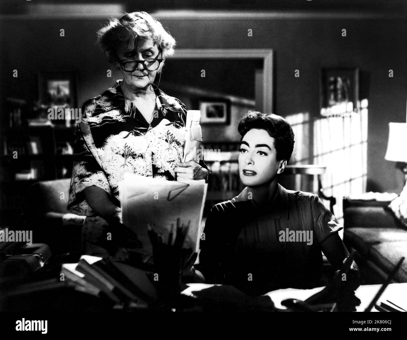 Ruth Donnelly & Joan Crawford Film: Autumn Leaves (USA 1956) Characters ...