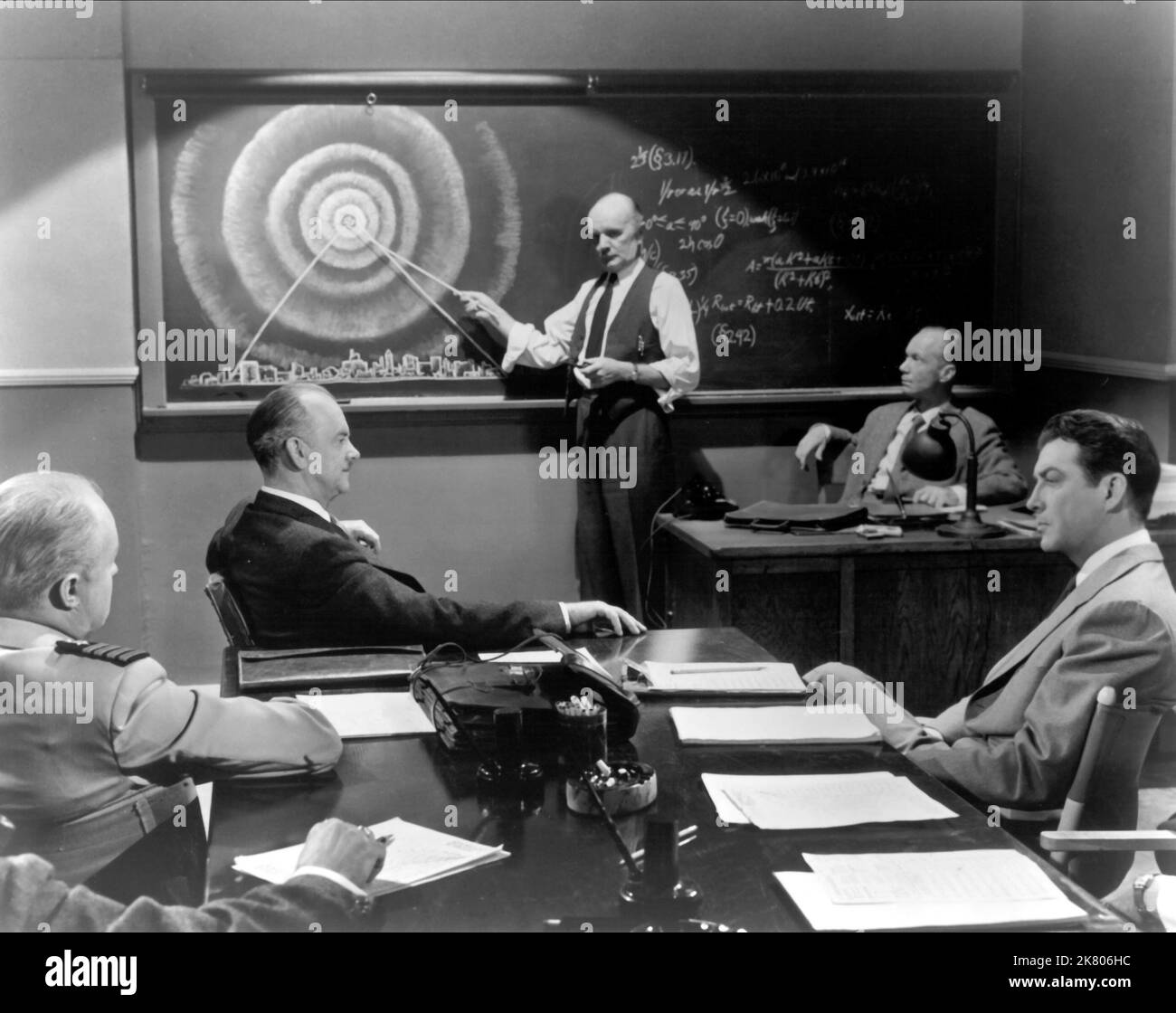 Larry Keating & Robert Taylor Film: Above And Beyond (USA 1952 ...
