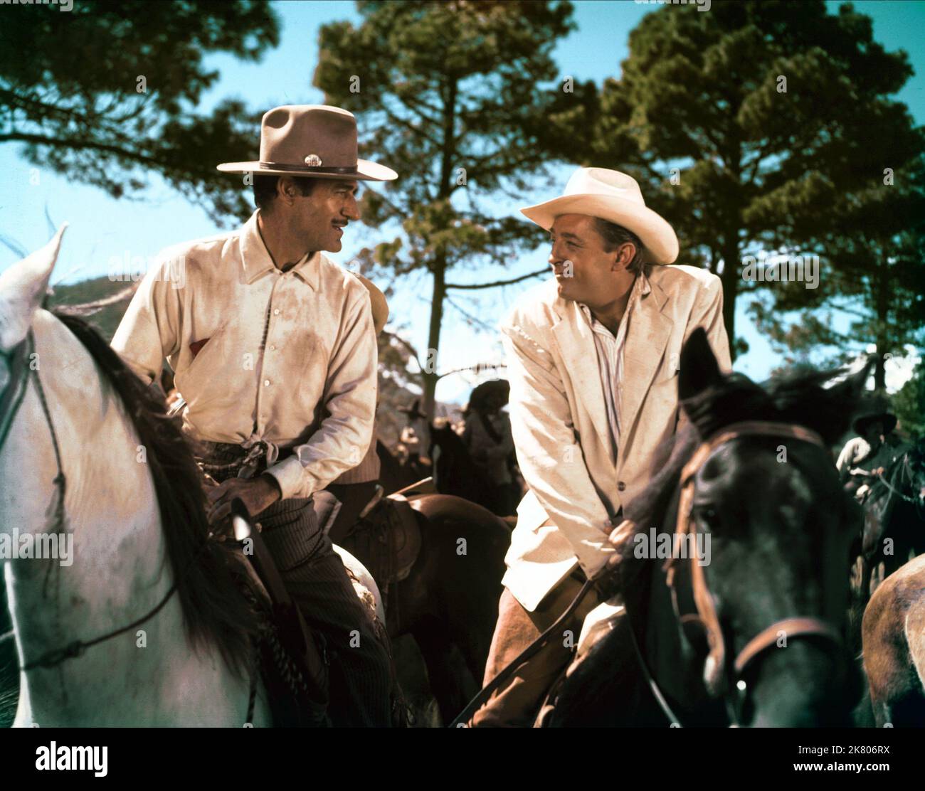 Gilbert Roland & Robert Mitchum Film Bandido! (USA/MEX 1956) Characters ...