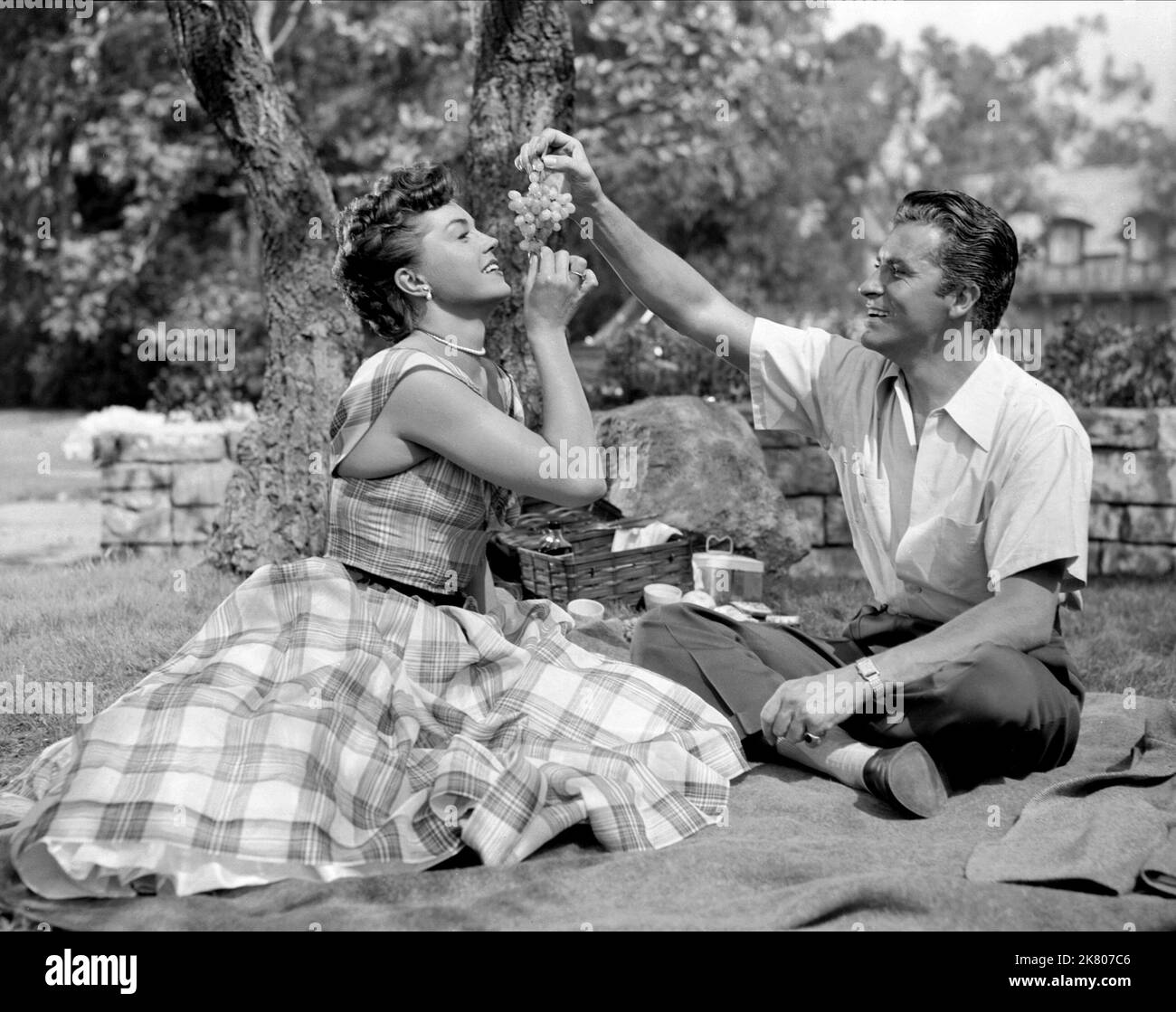 Esther Williams & Fernando Lamas Film Dangerous When Wet (1953 ...