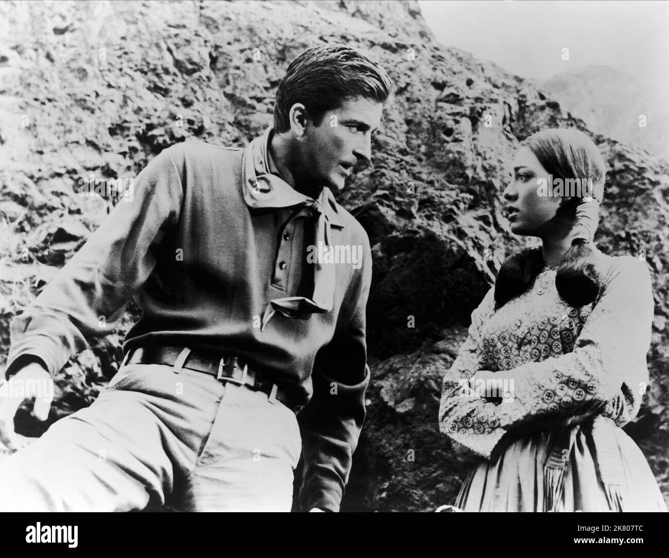 Robert Knapp & Maureen Hingert Film: Gunmen From Laredo (1959 ...