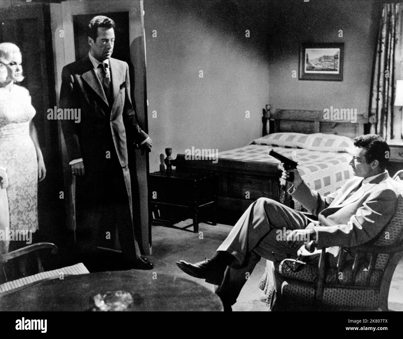 Mamie Van Doren, Gerald Mohr & Lee Van Cleef Film: Guns Girls And ...