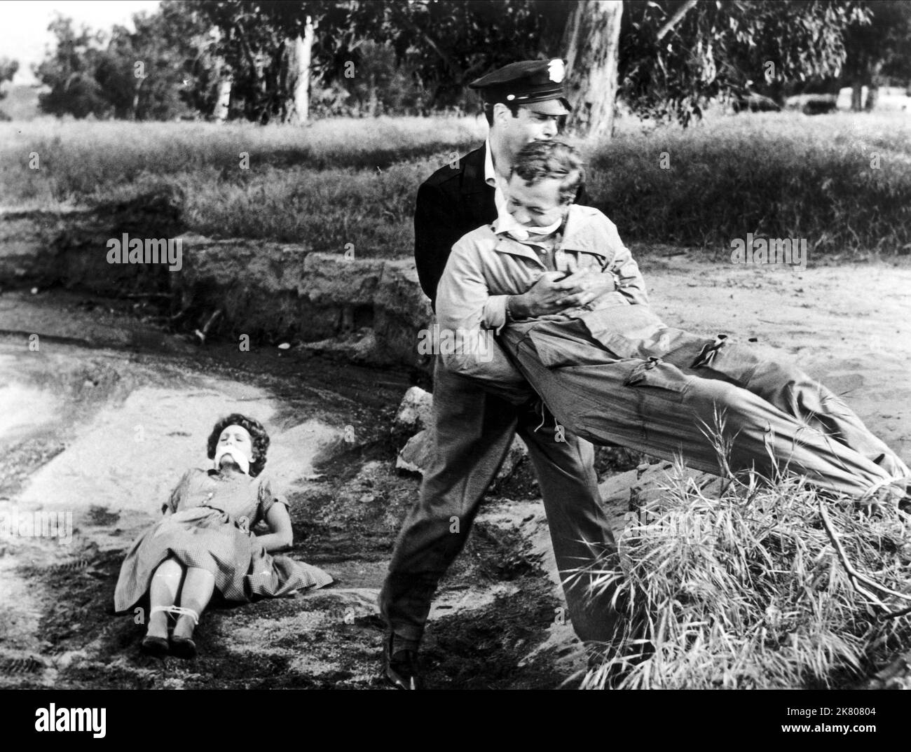 Movie Scene Film: Guns Girls And Gangsters (1959) Director: Edward L ...