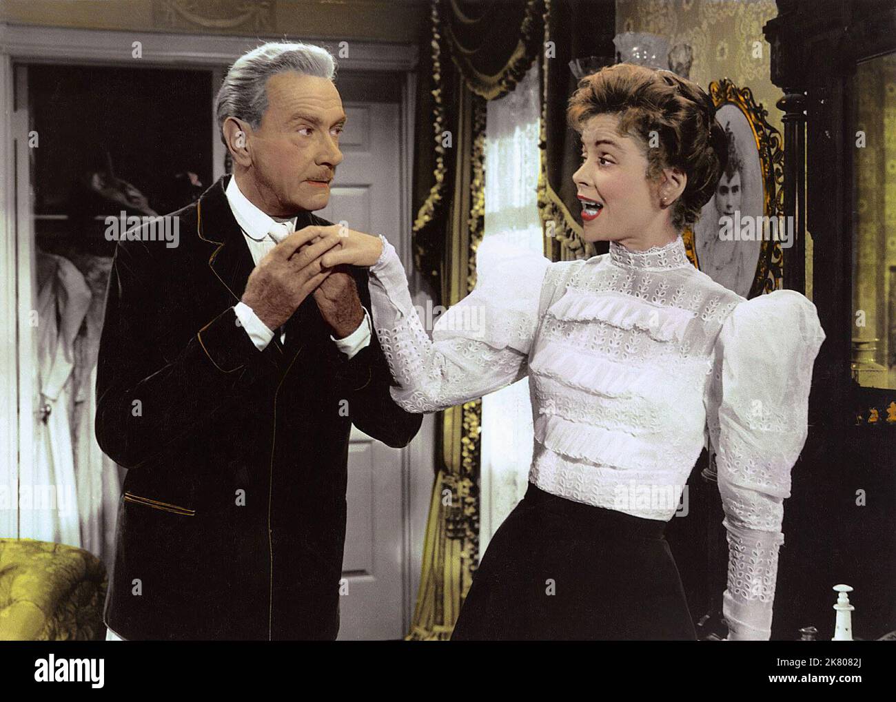 Clifton Webb & Dorothy Mcguire Film: The Remarkable Mr. Pennypacker ...