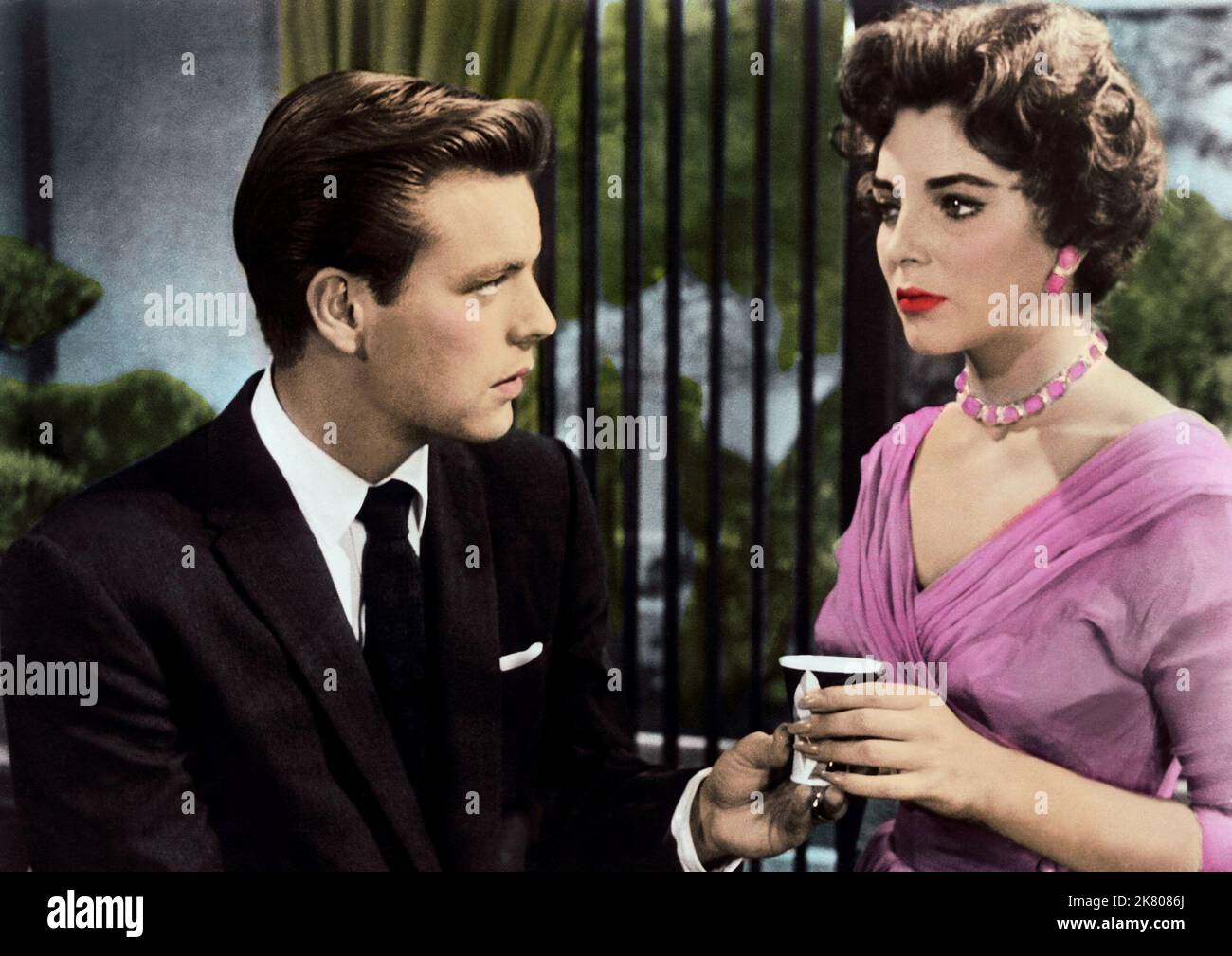 Robert Wagner & Joan Collins Film Stopover Tokyo (USA 1957) Characters ...
