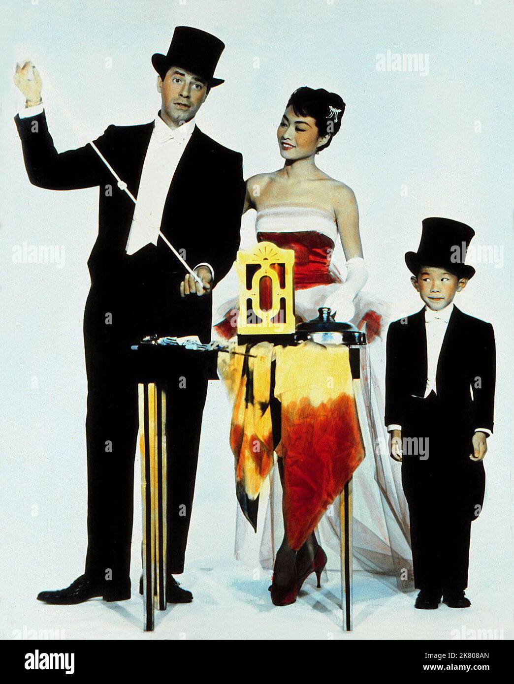 Jerry Lewis, Nobu Mccarthy & Robert Hirano Film: The Geisha Boy (USA ...