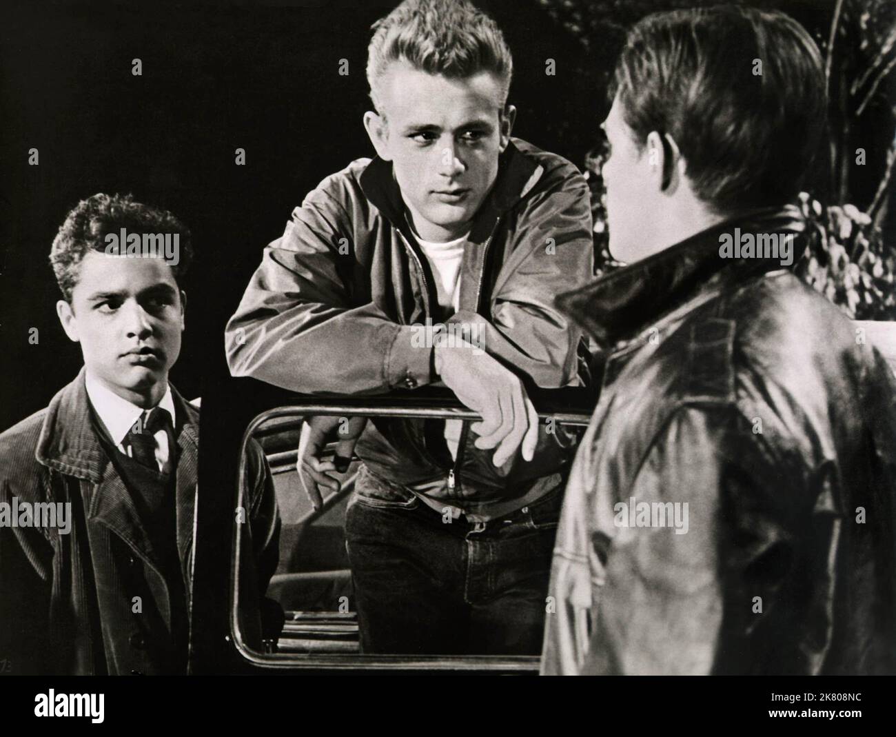 Sal Mineo & James Dean Film Rebel Without A Cause (USA 1955) Characters ...
