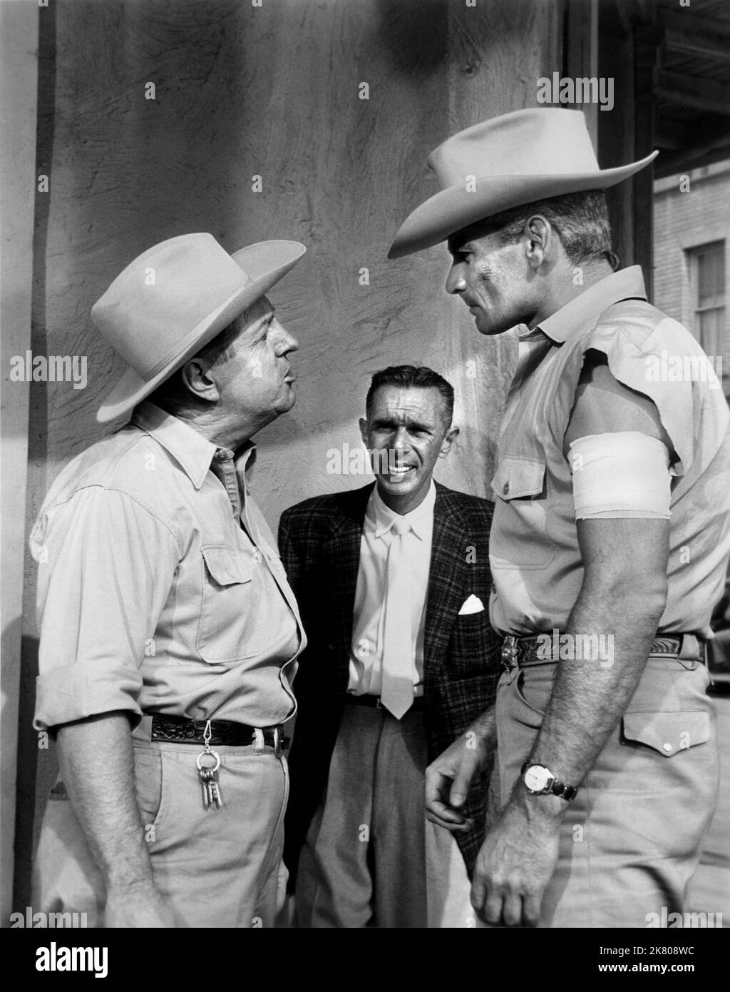 Ben Alexander, Jack Arnold, Jeff Chandler Film Man In The Shadow (1952 ...