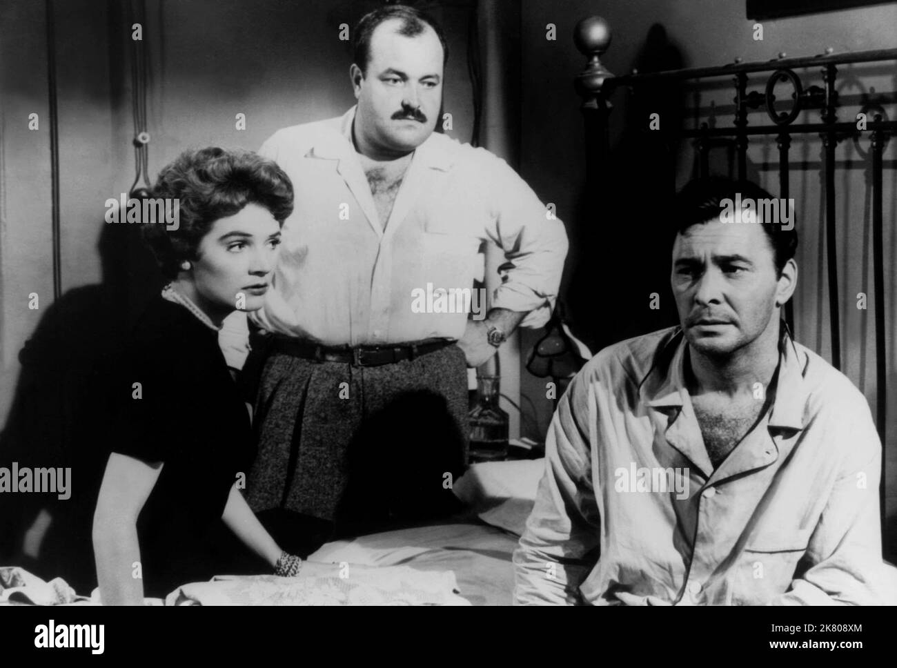 Polly Bergen, William Conrad, Barry Sullivan Film Cry Of The Hunted ...