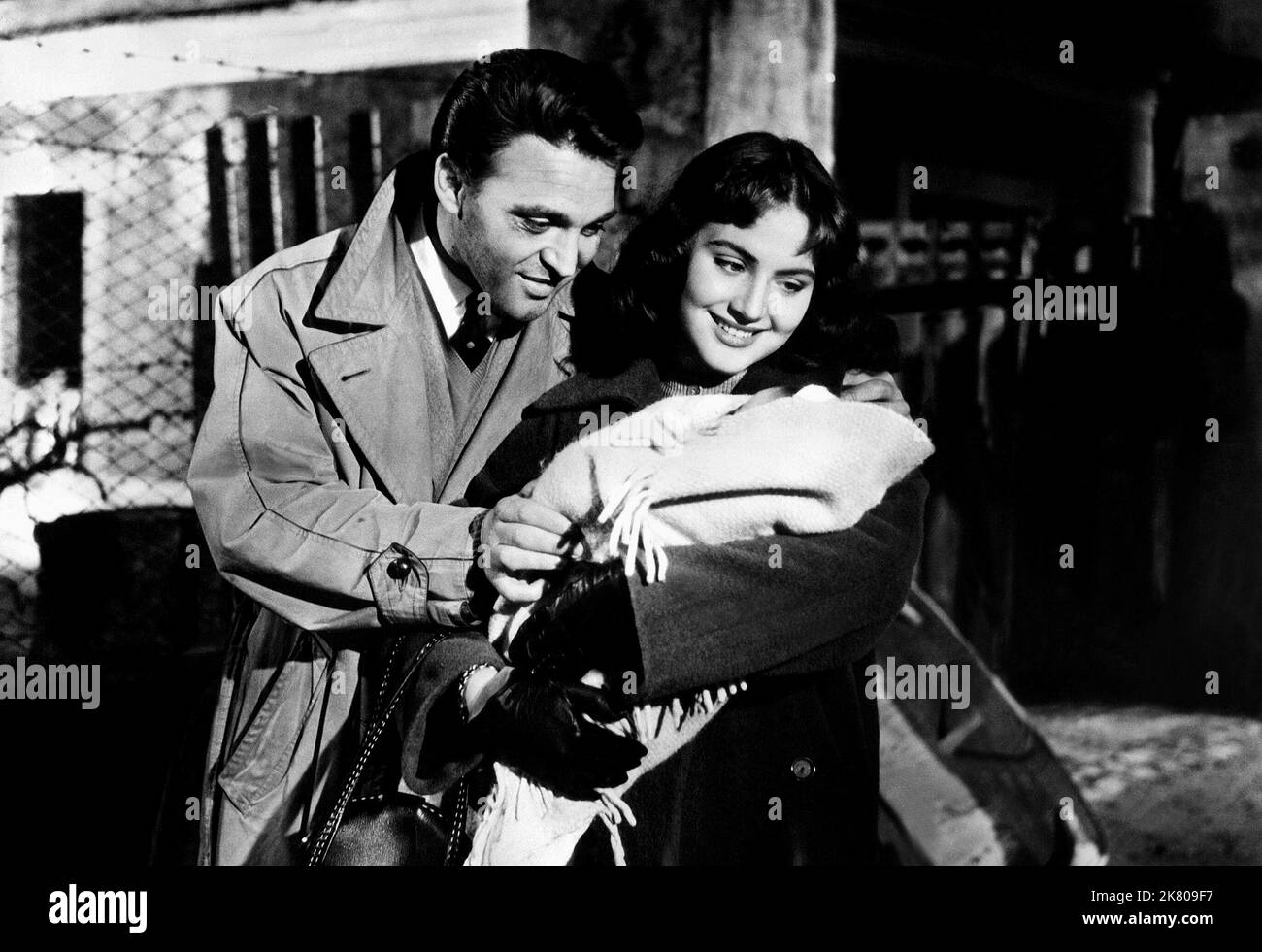 Franco Fabrizi & Leonora Ruffo Film: The Young And The Passionate (1954 ...