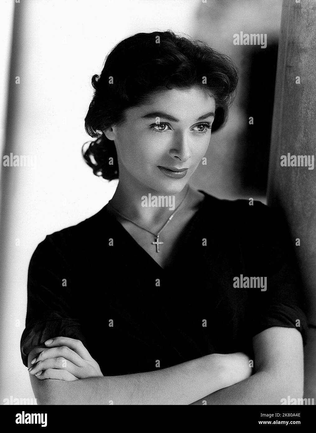 Maureen Swanson Film The Spanish Gardener (1954) Characters: Maria ...