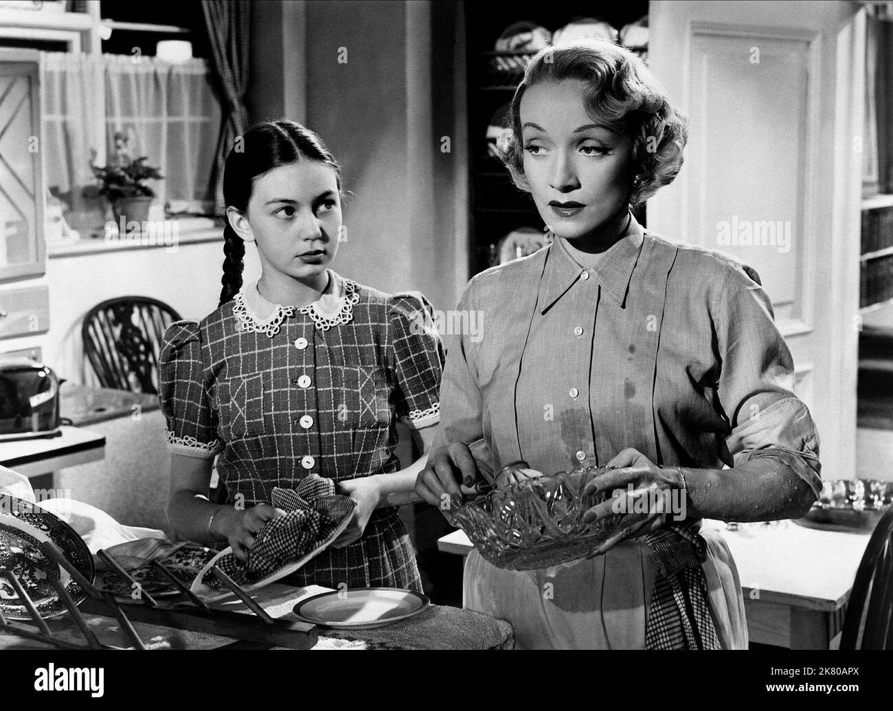 Janette Scott & Marlene Dietrich Film: No Highway; No Highway In The ...